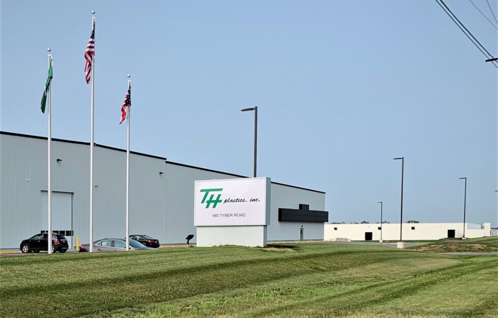 TH Plastics | Custom Injection Molds